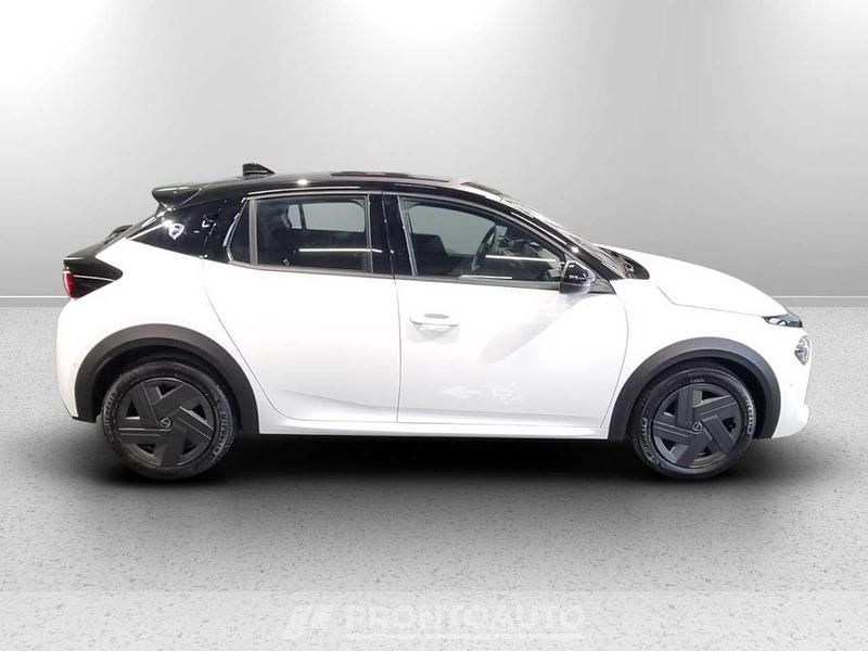 Nuova 2026 Lancia Ypsilon 101 CV Due volumi – 33010 Tavagnacco - Udine ...