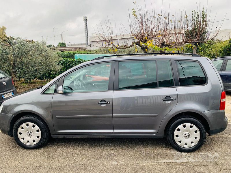 Usato 2006 VW Touran 1.9 Diesel 105 CV (3.100 €) | Lazio | AutoUncle