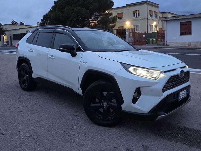 Usata 2020 Toyota RAV4 Hybrid Style 178 CV SUV – 95123 Catania (Privato ...