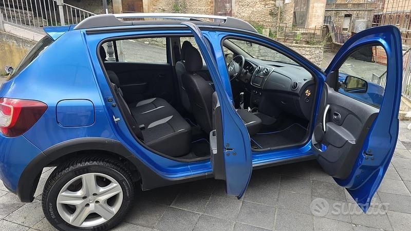 Usata 2015 Dacia Sandero 90 CV Due volumi – Calabria (Privato) – 7500 € (Buon prezzo) | AutoUncle