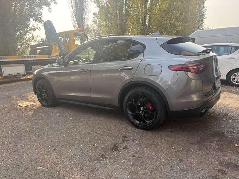 Usata 2020 Alfa Romeo Stelvio Sprint 190 CV SUV – 42124 Reggio Emilia ...