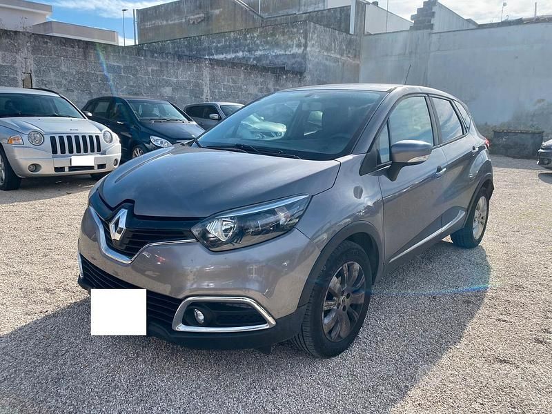 Usata 2014 Renault Captur 90 CV SUV – Puglia (Rivenditore) – 6500 ...
