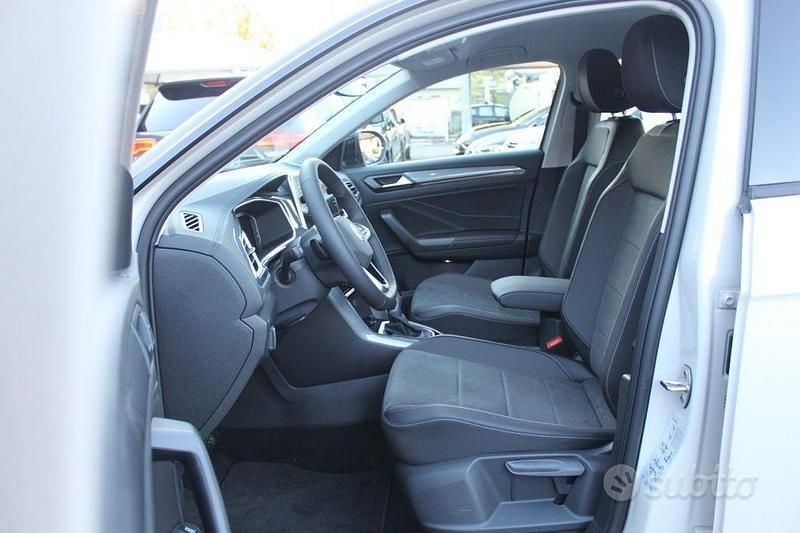 Nuova 2025 VW T-Roc Life 150 CV SUV – 25034 Orzinuovi (Brescia) (Rivenditore) – 32.900 € (Buon ...