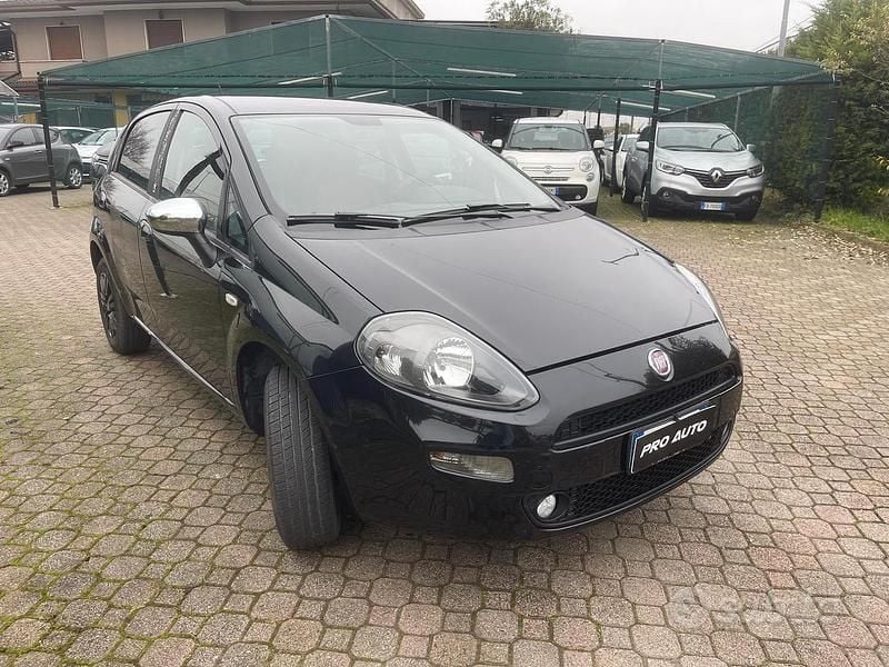 Usata 2012 Fiat Grande Punto 77 CV Due volumi – Veneto (Rivenditore ...