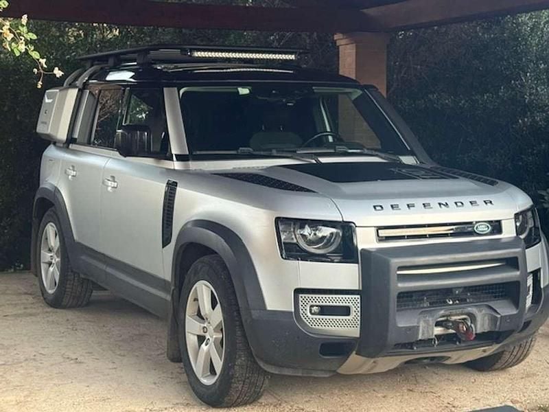 Usata 2020 Land Rover Defender 200 CV SUV – 00042 Anzio (Privato) – 49. ...