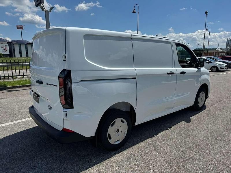 Nuova 2025 Ford Transit Custom Trend 136 CV Furgone – 31035 Crocetta ...
