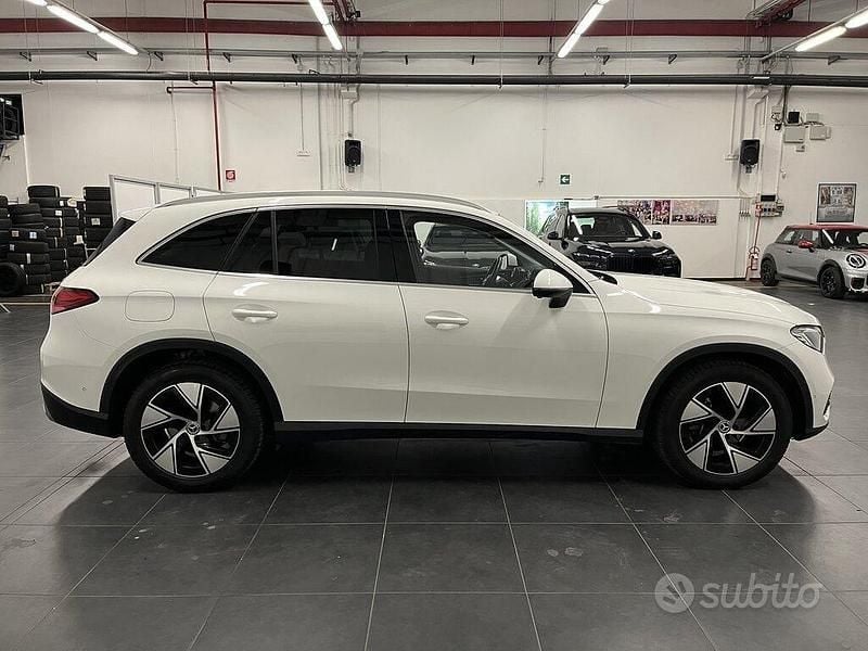 Usata 2023 Mercedes GLC220 Advanced Plus 197 CV SUV – 15121 Alessandria ...