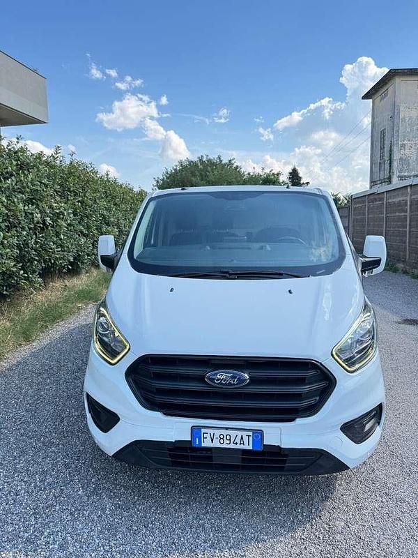 Usata 2019 Ford Transit Custom 131 CV Furgone – 21047 Saronno - Va ...