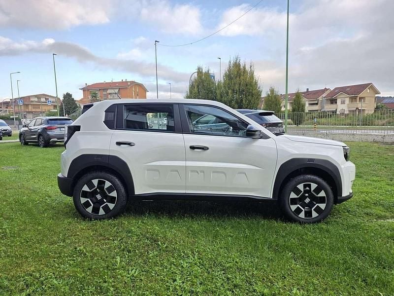 Nuova 2025 Fiat Grande Panda Icon 110 CV Due volumi – Piemonte ...