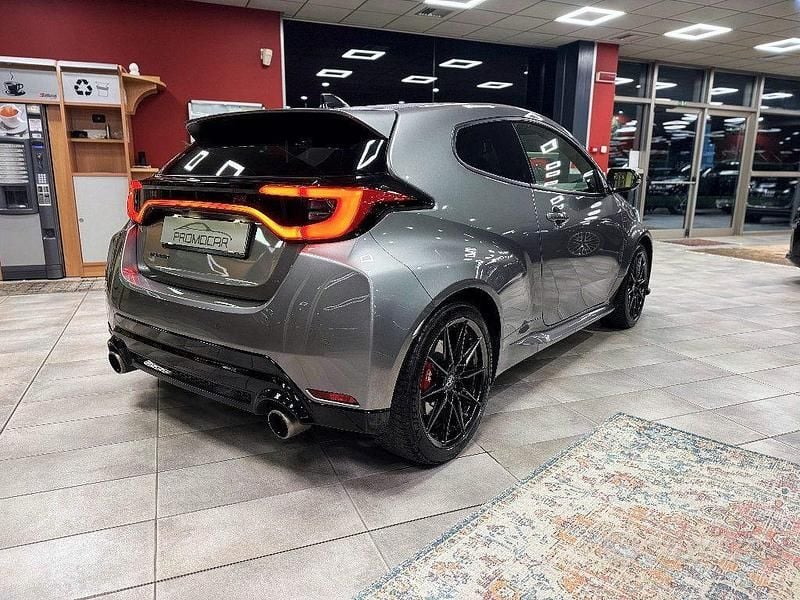 Usata 2024 Toyota Yaris 280 CV Due volumi – 33170 Pordenone (PN ...