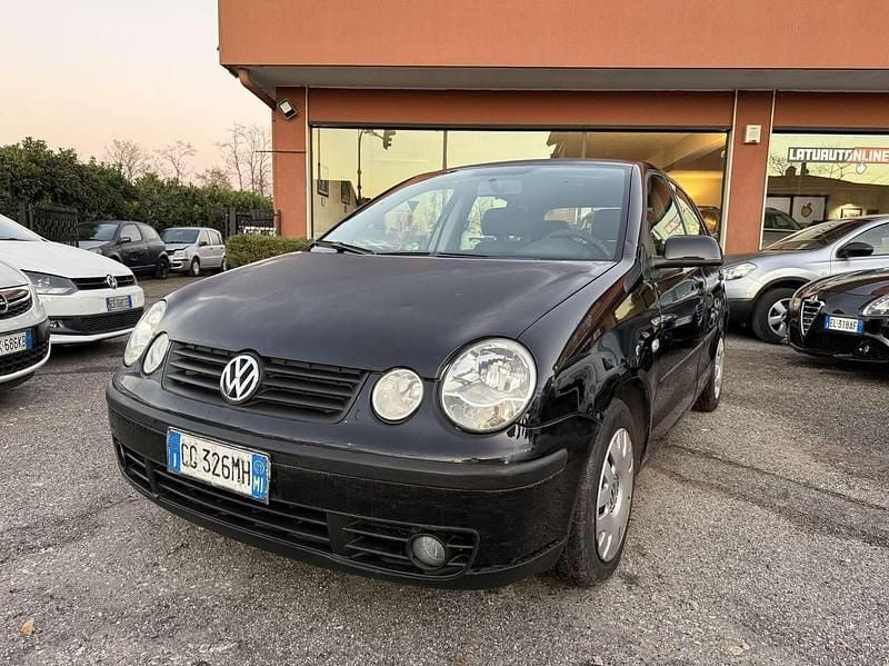 Usata 2003 VW Polo Trendline 75 CV Tre volumi – 20090 Monzoro - Milano ...