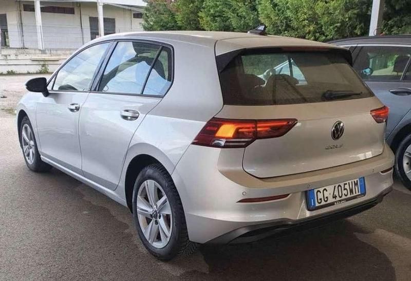 Usata 2021 VW Golf Executive 150 CV Berlina – 72100 Brindisi (Privato ...