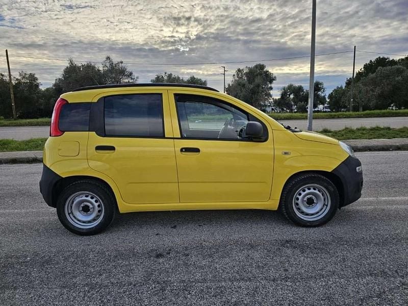 Usata 2017 Fiat Panda Pop 80 CV Furgone – 74020 Maruggio (Rivenditore ...