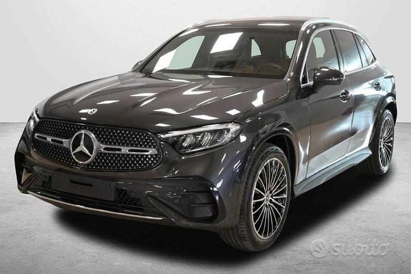 Usata 2025 Mercedes GLC200 AMG line 163 CV SUV – 73020 Castrignano de ...