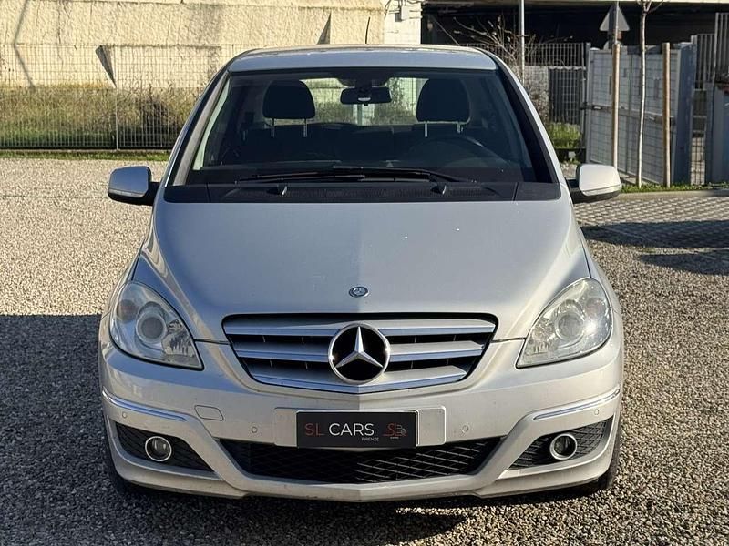 Usata 2010 Mercedes B200 Premium 140 CV Monovolume – 51042 Firenze - FI ...