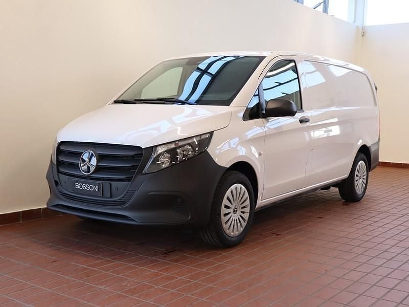 Nuova Mercedes Vito 136 CV (2026) in Via dell'Artigianato, - Curtatone ...
