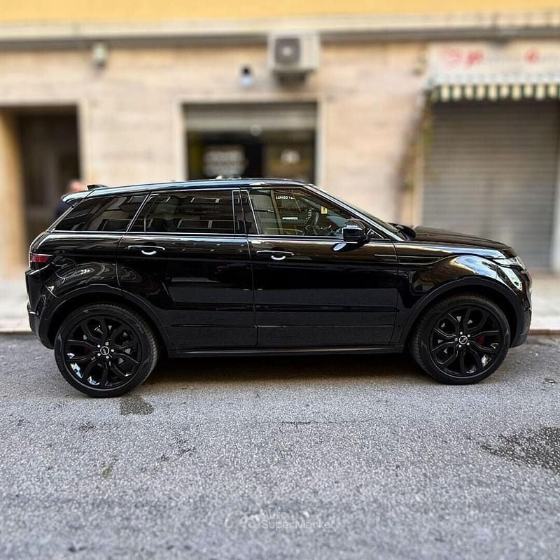 Usata 2016 Land Rover Range Rover evoque HSE 150 CV SUV – 70124 Bari ...