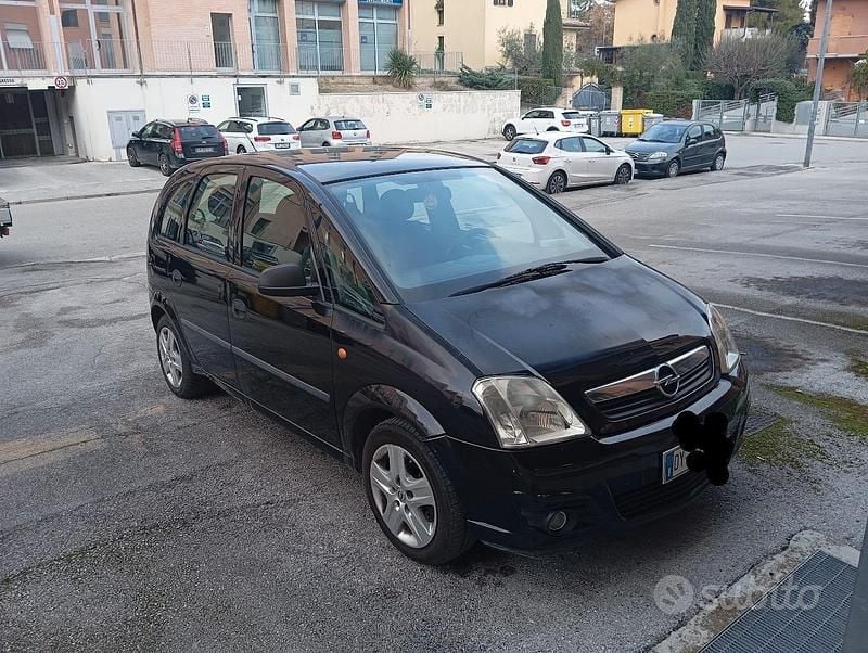 Usata 2009 Opel Meriva Monovolume – Marche (Privato) – 1100 € (Ottimo ...