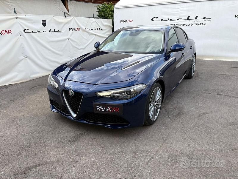 Usata 2017 Alfa Romeo Giulia 180 CV Tre volumi – 91022 Castelvetrano ...