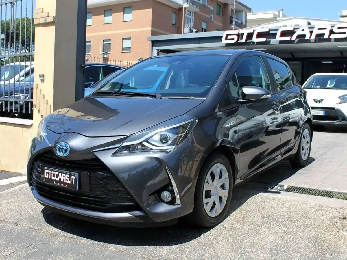 Usata Toyota Yaris Hybrid Style 73 CV (2019) in Lazio - 13.400 ...