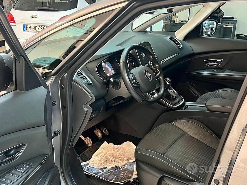 Usata 2017 Renault Scénic IV 110 CV Monovolume – Puglia (Privato) – 10. ...