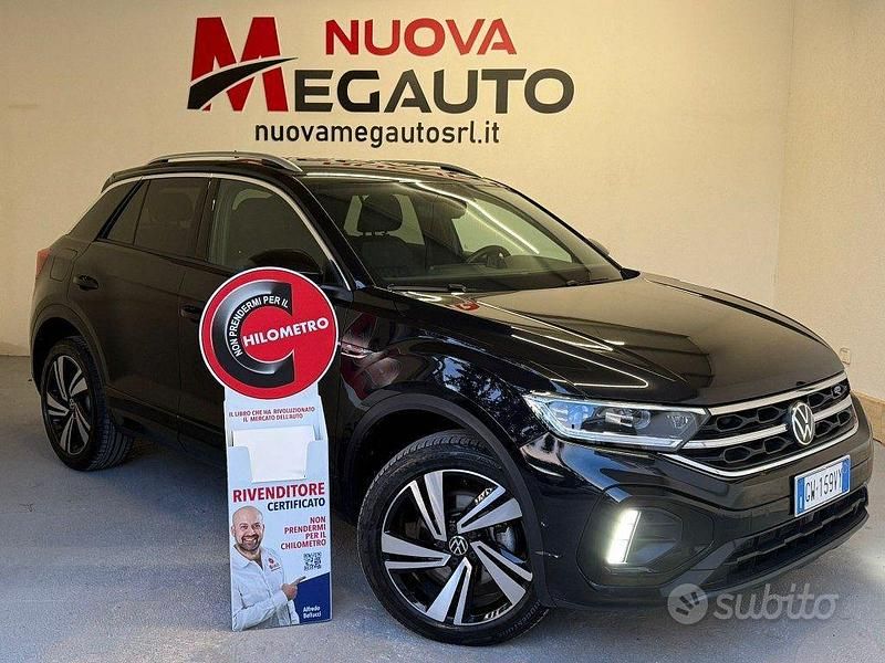 Usata 2024 VW T-Roc R-line 150 CV SUV – 91011 Alcamo (TP) (Rivenditore ...