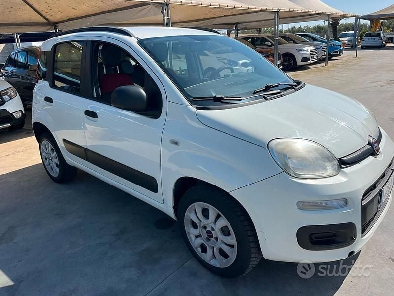 Usata 2014 Fiat Panda Lounge 80 CV Tre volumi – Puglia (Rivenditore ...