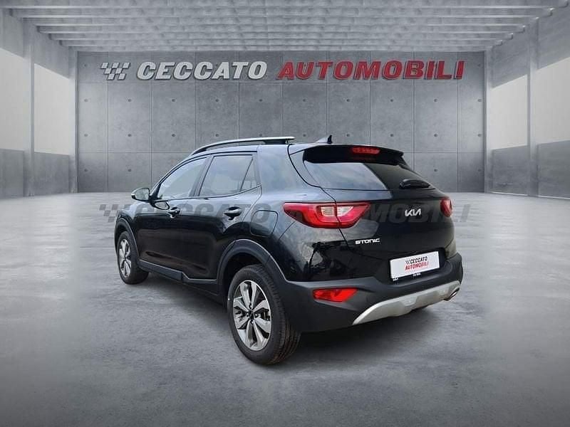 Usata 2025 Kia Stonic Style 79 CV SUV – 36016 Thiene (Rivenditore) – 14.469 € (Ottimo prezzo ...