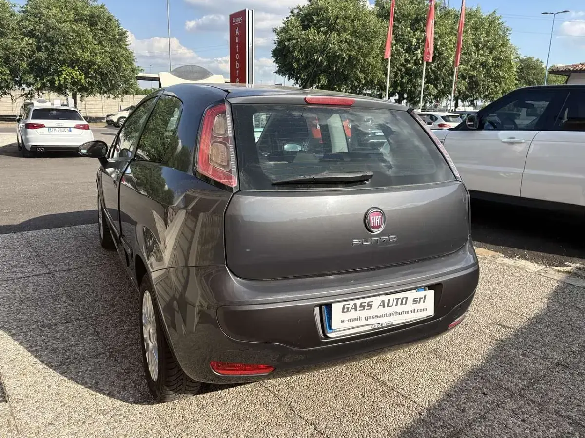 Usata Fiat Punto Evo Dynamic 105 CV (2009) in Brescia - Bs - 3500 ...