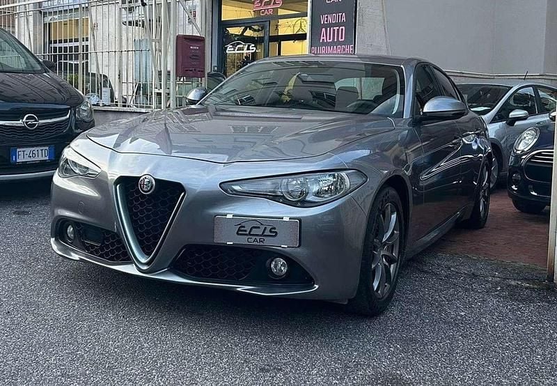 Usata 2017 Alfa Romeo Giulia Super 200 CV Berlina – 00169 Roma - Rm ...