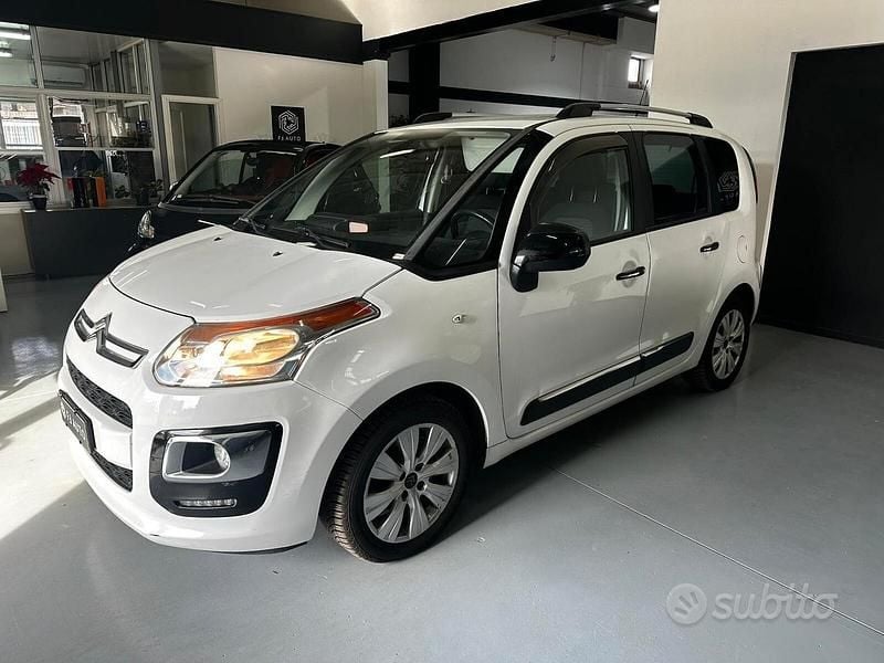 Usata 2016 Citroën C3 Picasso Exclusive 99 CV Monovolume – 07100 ...