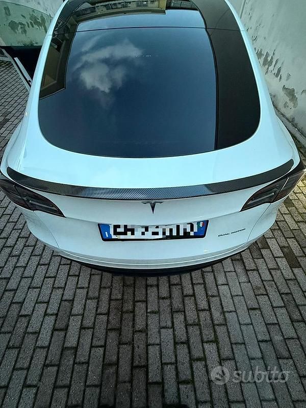 Usata 2023 Tesla Model Y Long Range AWD 514 CV SUV – Emilia-Romagna ...