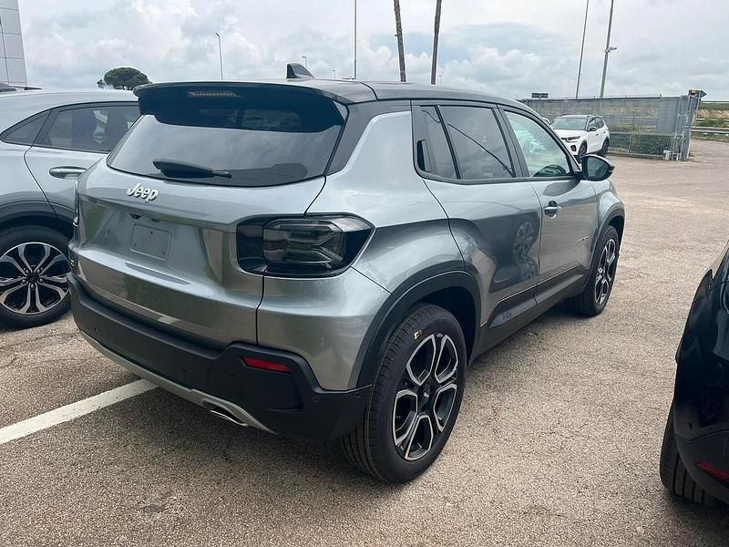 Nuova Jeep Avenger Summit 135 CV (2025) - 29.900 € | AutoUncle