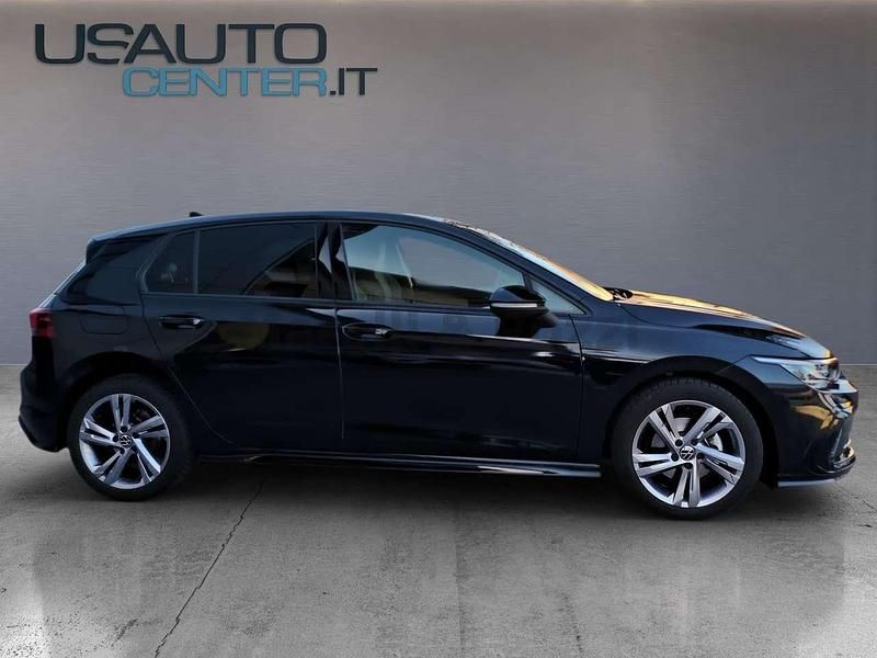 Usata 2021 VW Golf VIII R-line 131 CV Tre volumi – Lombardia ...