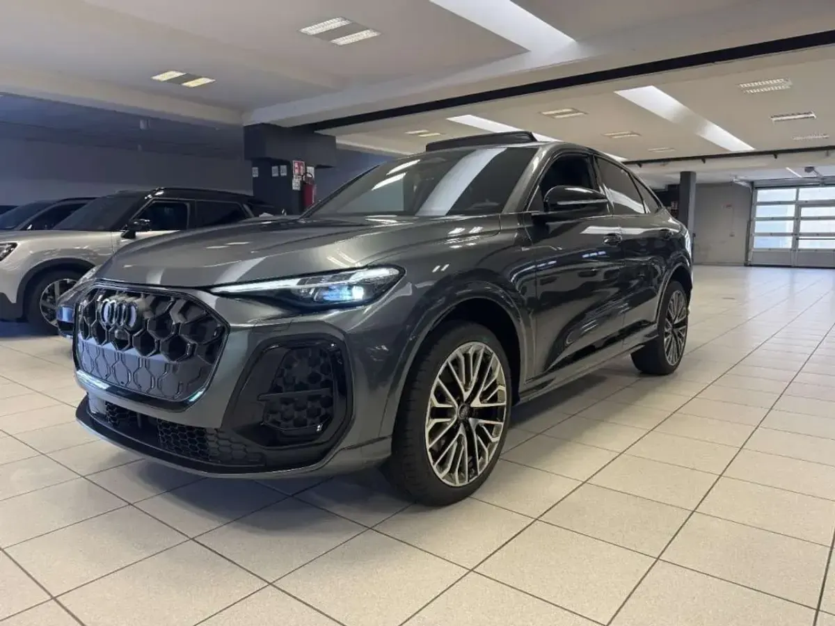 Nuova Audi Q5 S-Line 204 CV (2026) in Arsago Seprio - Varese - 69.900 ...