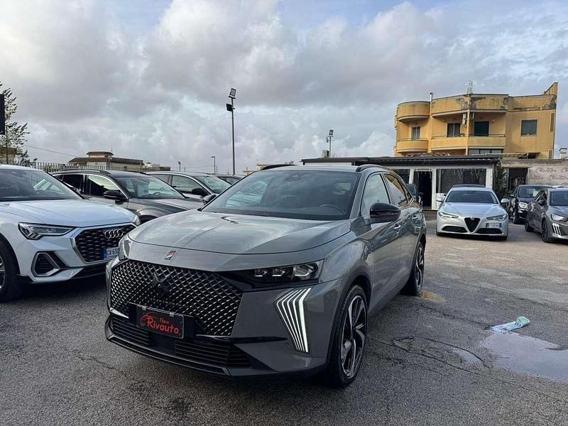 Usata 2024 DS Automobiles DS7 Crossback Opera 131 CV SUV – 80040 Volla ...