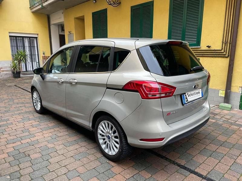 Usata 2013 Ford B-MAX Titanium 101 CV Monovolume – 20162 Milano - Mi ...