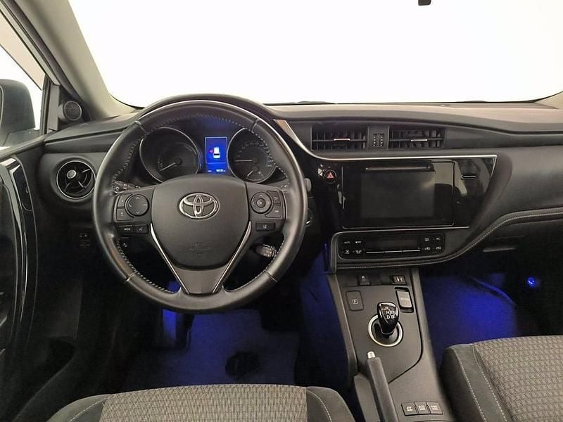 Usata 2018 Toyota Auris Touring Sports Edition 136 CV Station wagon ...