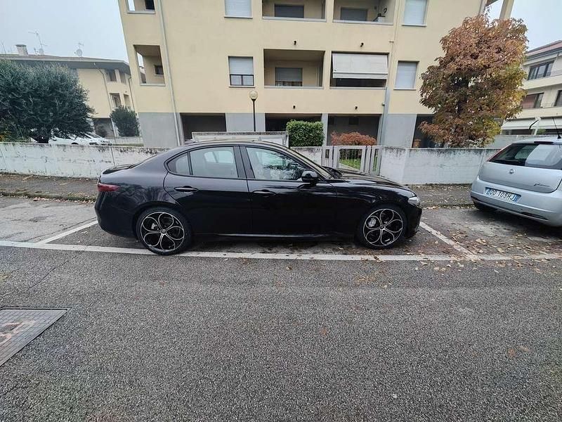 Usata 2017 Alfa Romeo Giulia Super 179 CV Tre volumi – 31058 Susegana ...