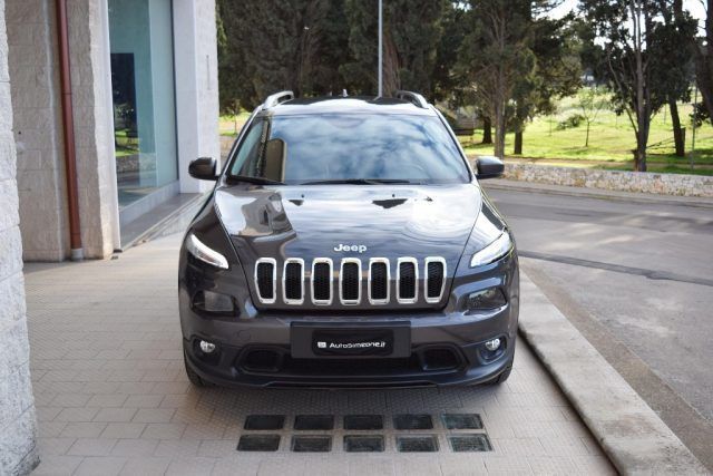 Jeep Cherokee usata - 2.697 Jeep Cherokee in vendita - AutoUncle