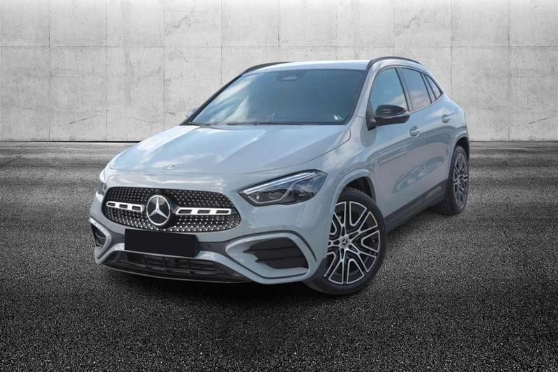 Usata 2025 Mercedes GLA200 AMG Line Premium 150 CV SUV – 40066 Pieve Di ...