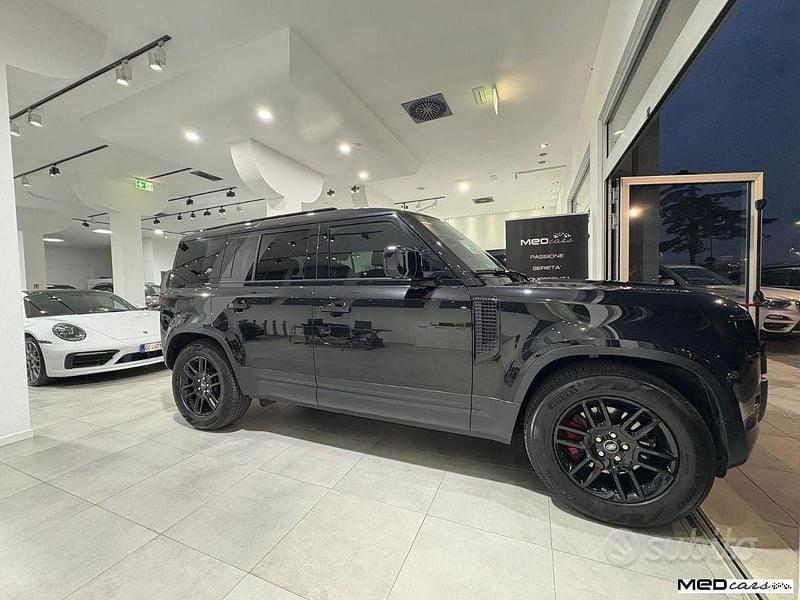 Usata 2020 Land Rover Defender SE 241 CV SUV – 47924 Rimini (RN ...