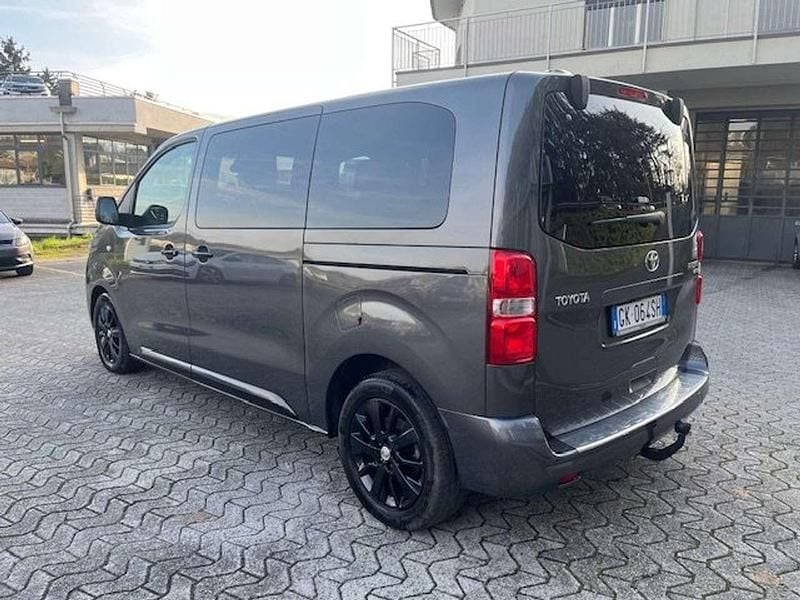 Usata 2022 Toyota Proace Verso Edition 177 CV Station wagon – 20842 ...