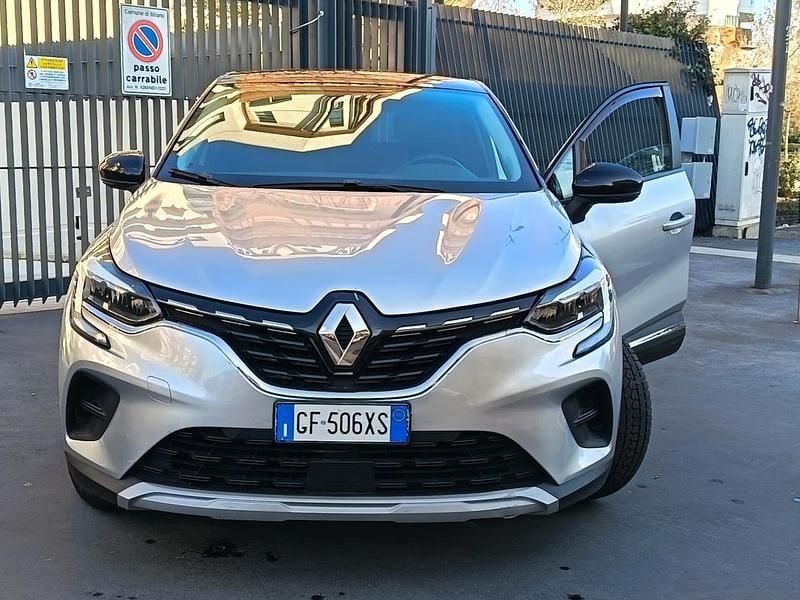 Usata 2021 Renault Captur RS Line 140 CV SUV – Lombardia (Rivenditore ...