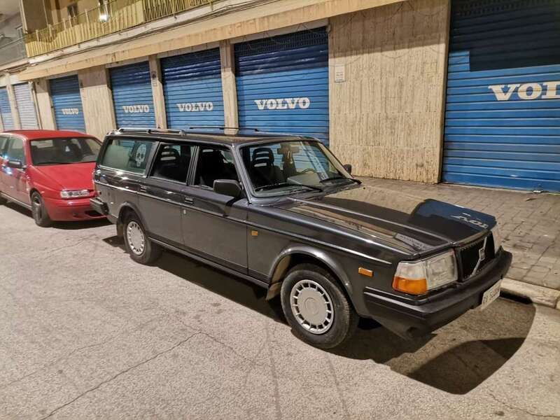 Usato 1990 Volvo Polar 2.0 CNG_Hybrid 116 CV (6.850 €) | 71122 FOGGIA ...