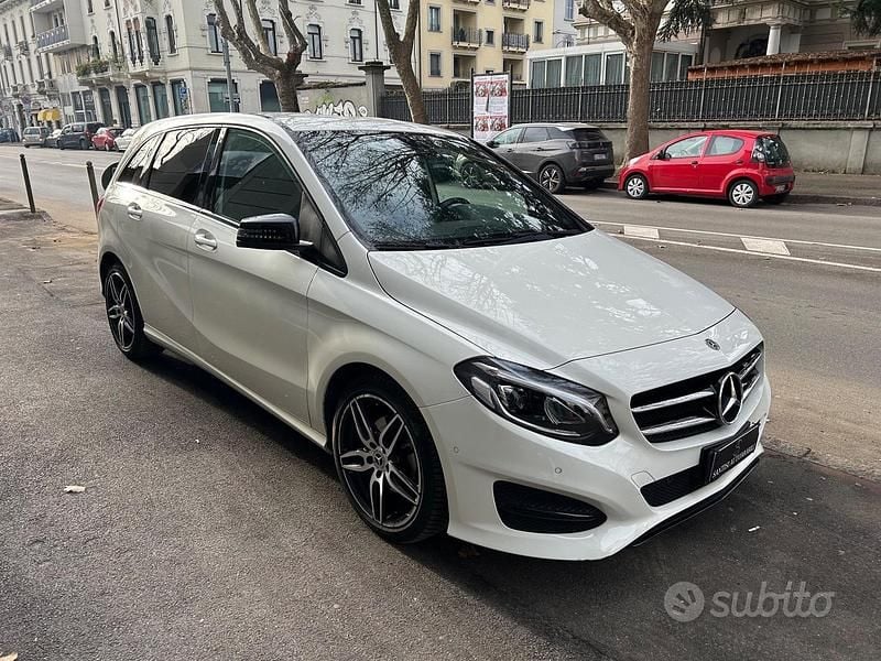 Usata 2019 Mercedes B200 Premium 136 CV Monovolume – 20900 Monza (MB ...