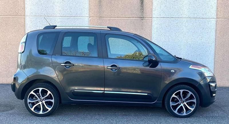 Usata 2016 Citroën C3 Picasso Exclusive 101 CV Monovolume – 46048 ...