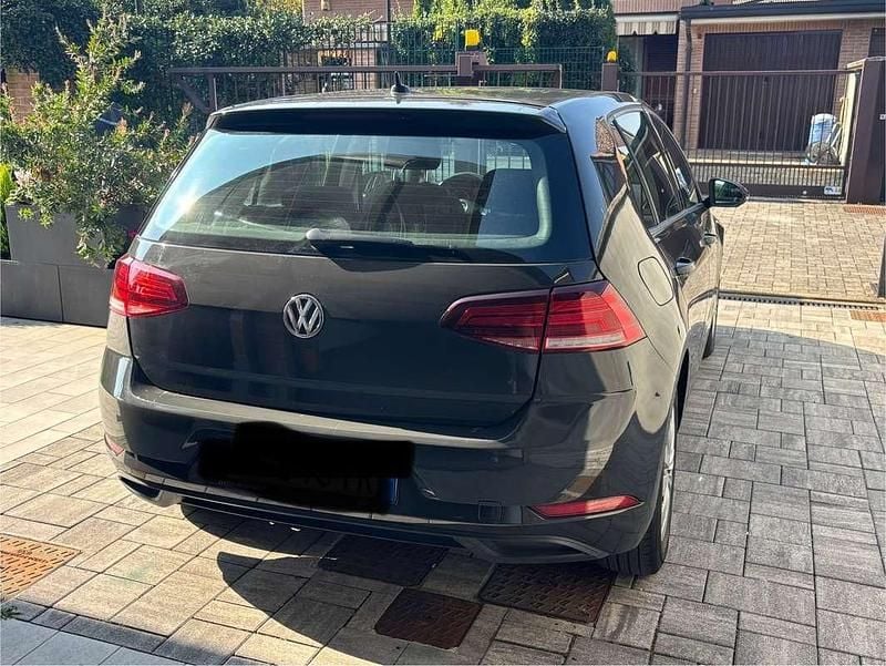 Usata 2019 VW Golf Trendline 86 CV Tre volumi – 20815 Cogliate (Privato ...