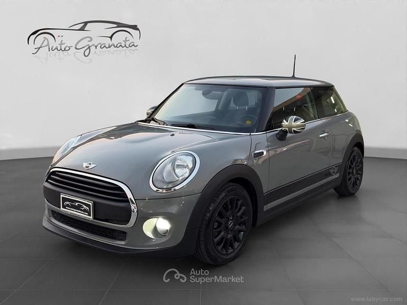 Usata 2015 Mini Cooper Clubman 95 CV Station wagon – 80019 Qualiano ...