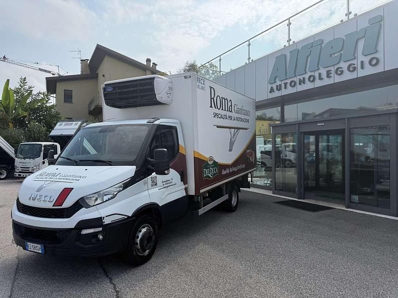 Usata 2015 Iveco Daily 170 CV Furgone – Veneto (Rivenditore) – 15.500 ...